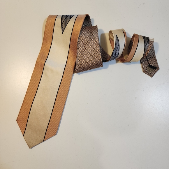 steve land | Accessories | Steven Land Chic Tan And Cream Silk Necktie ...